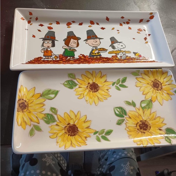 Kitchen | Charlie Brown And Sunflower Charcuterie Plates | Poshmark